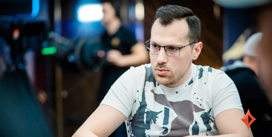 Samuel Vousden supera Martirosian e Åstedt e leva WPT High Roller